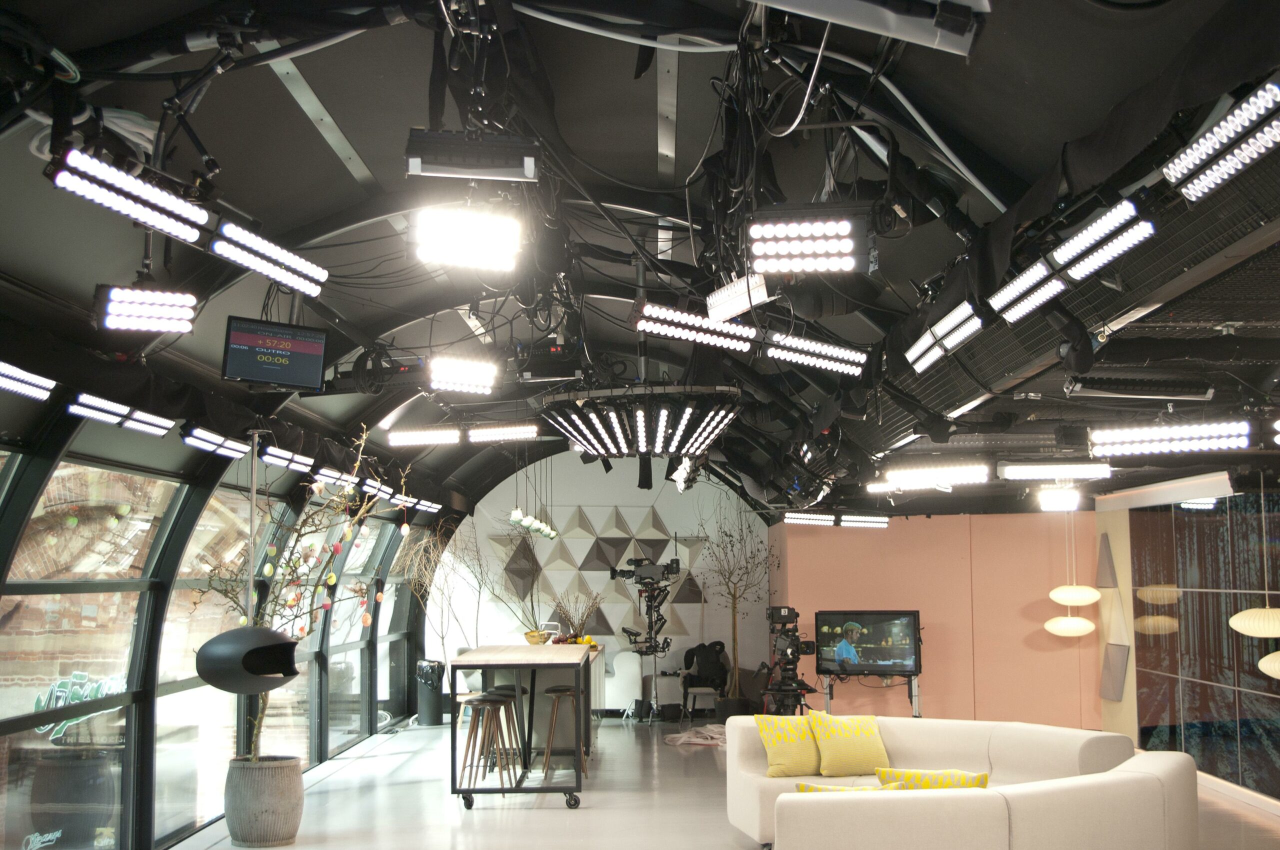 Danish TV2: Central Station Studio - VELVET Light